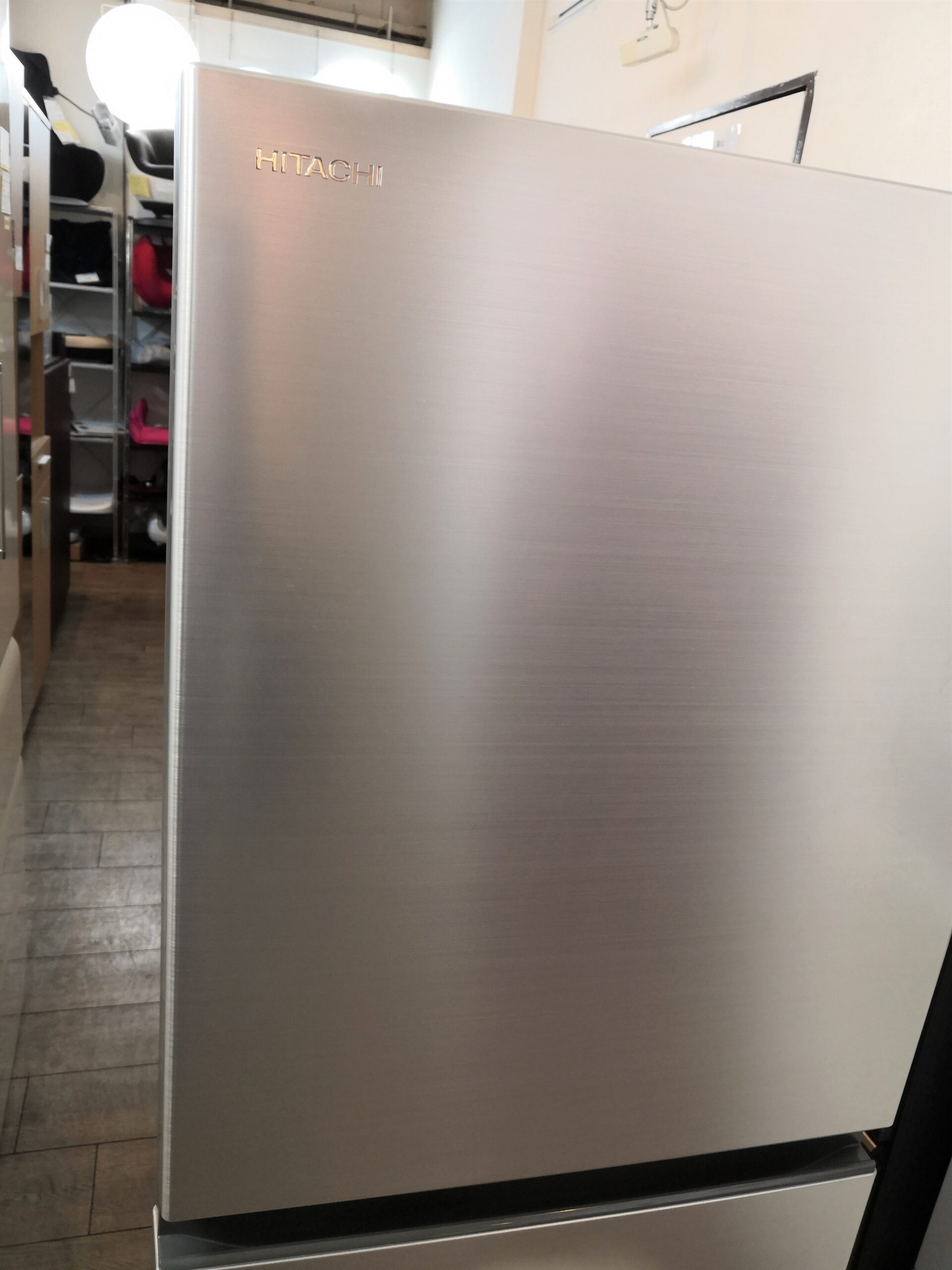 【中古】HITACHI 日立 265L 真ん中野菜室 右開き 幅54㎝ シンプル 単身 スリム 3ドア 冷蔵庫 買取しました！ | 愛知と岐阜 ...