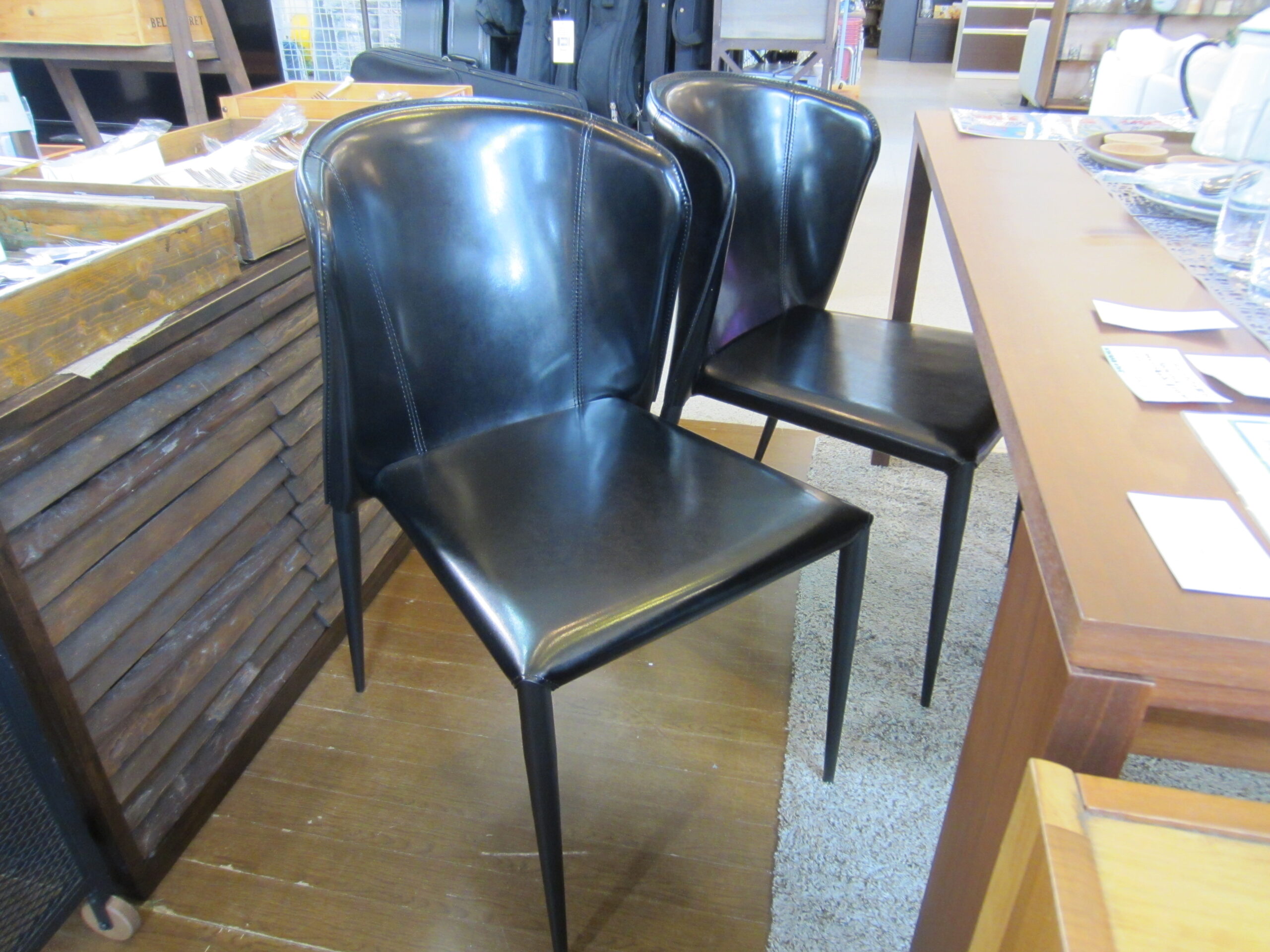 Abita style アビタスタイル ダイニングチェア AMANDA4 アマンダ4 2脚セット 買取しました！ | 愛知と岐阜のリサイクルショップ 再良市場